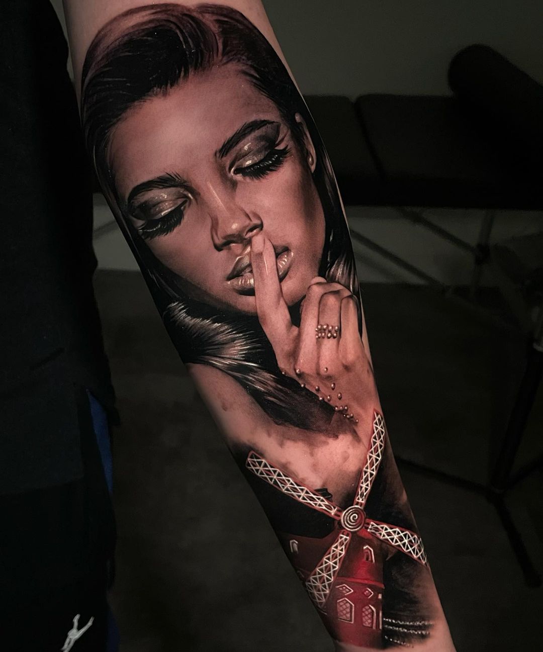 poly_tattoo : Tatouages, styles et localisation du tatoueur poly_tattoo : Tatouages, styles et localisation du tatoueur
